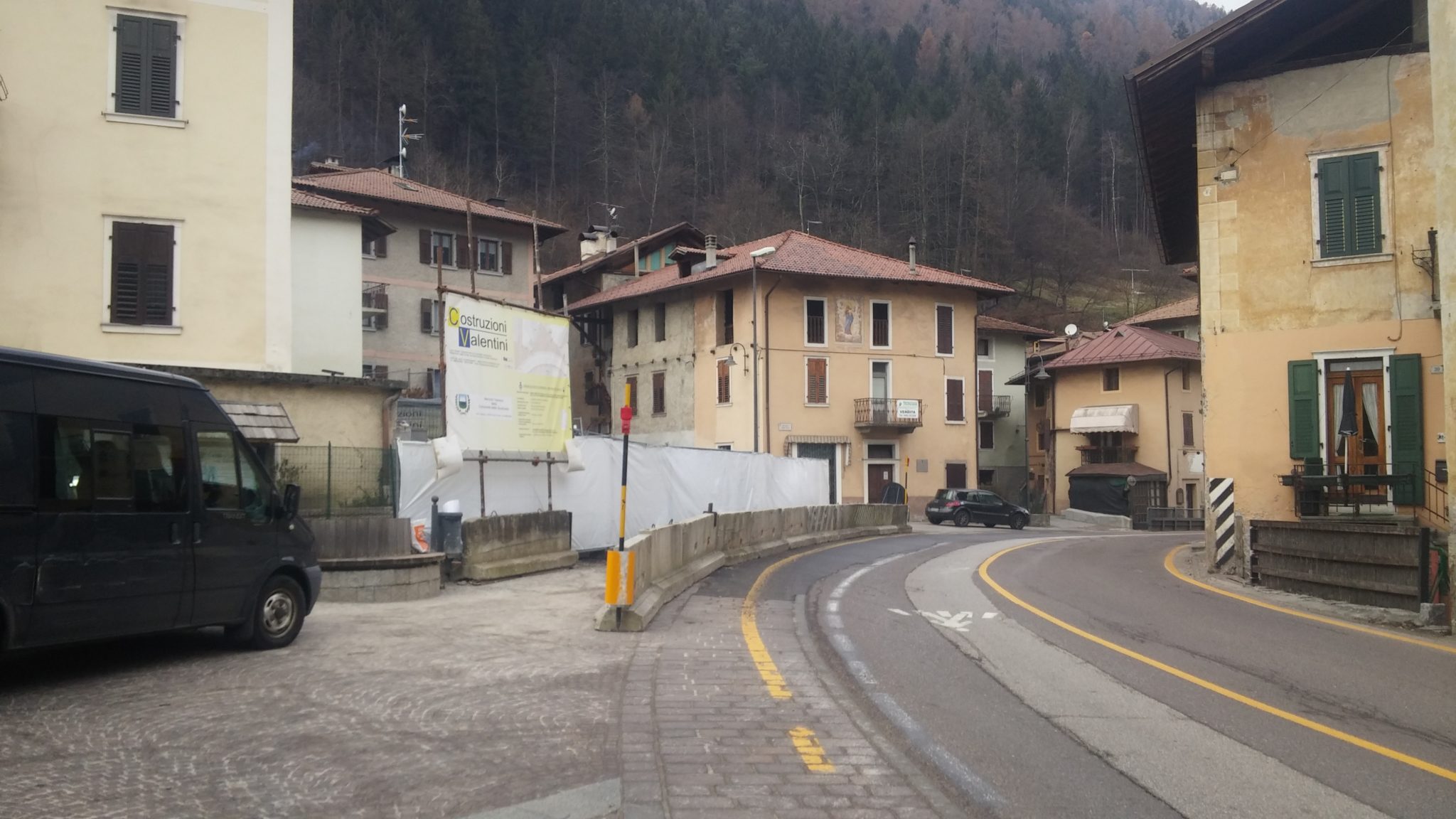 Migliorato l’attraversamento dell’abitato di Javrè - Campane di Pinzolo.it